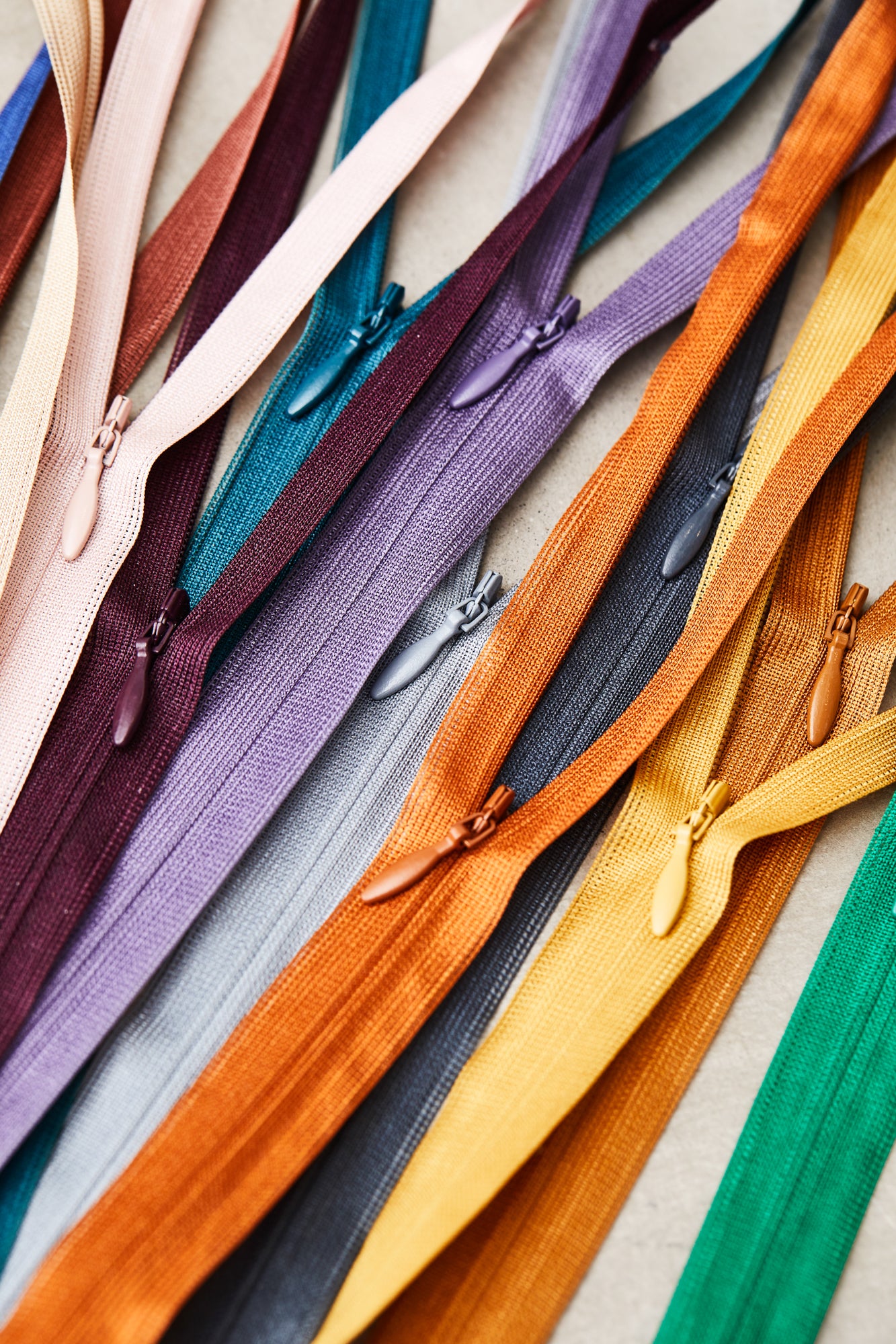 YKK® INVISIBLE ZIPPER • meetMILK® • 30cm or 60cm – Pattern Scissors Frock