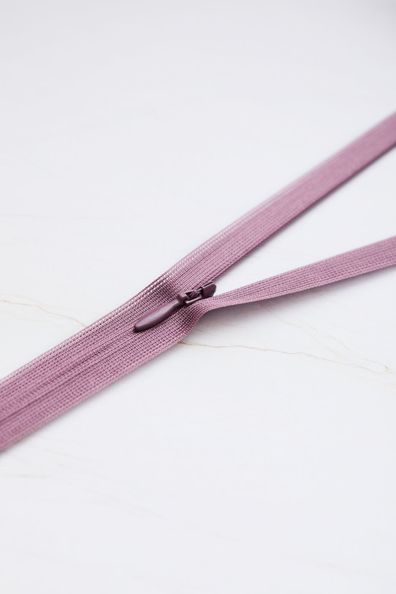 YKK® INVISIBLE ZIPPER • mind the MAKER® • 30cm or 60cm – Pattern ...