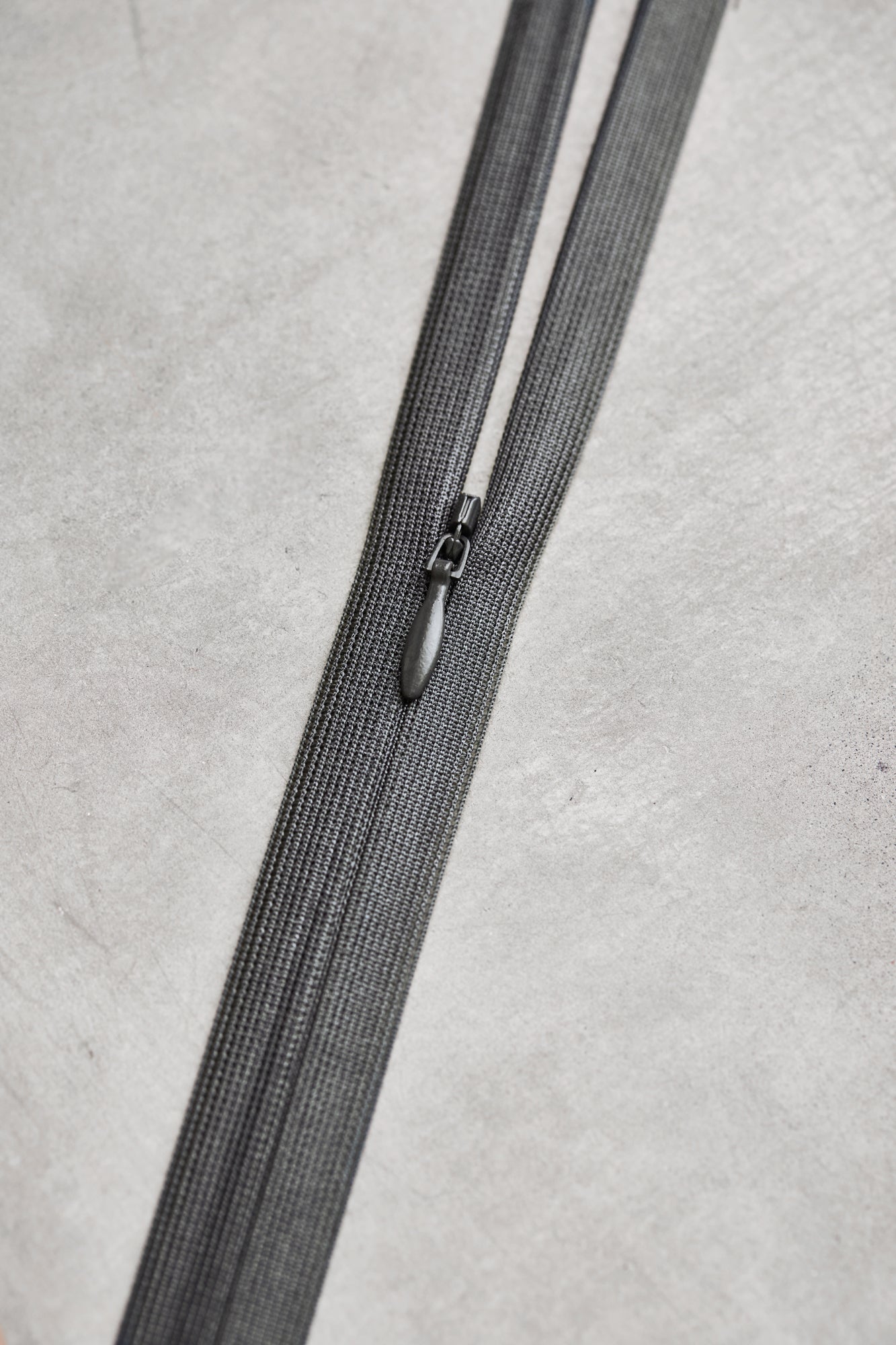 YKK® INVISIBLE ZIPPER • meetMILK® • 30cm or 60cm – Pattern Scissors Frock