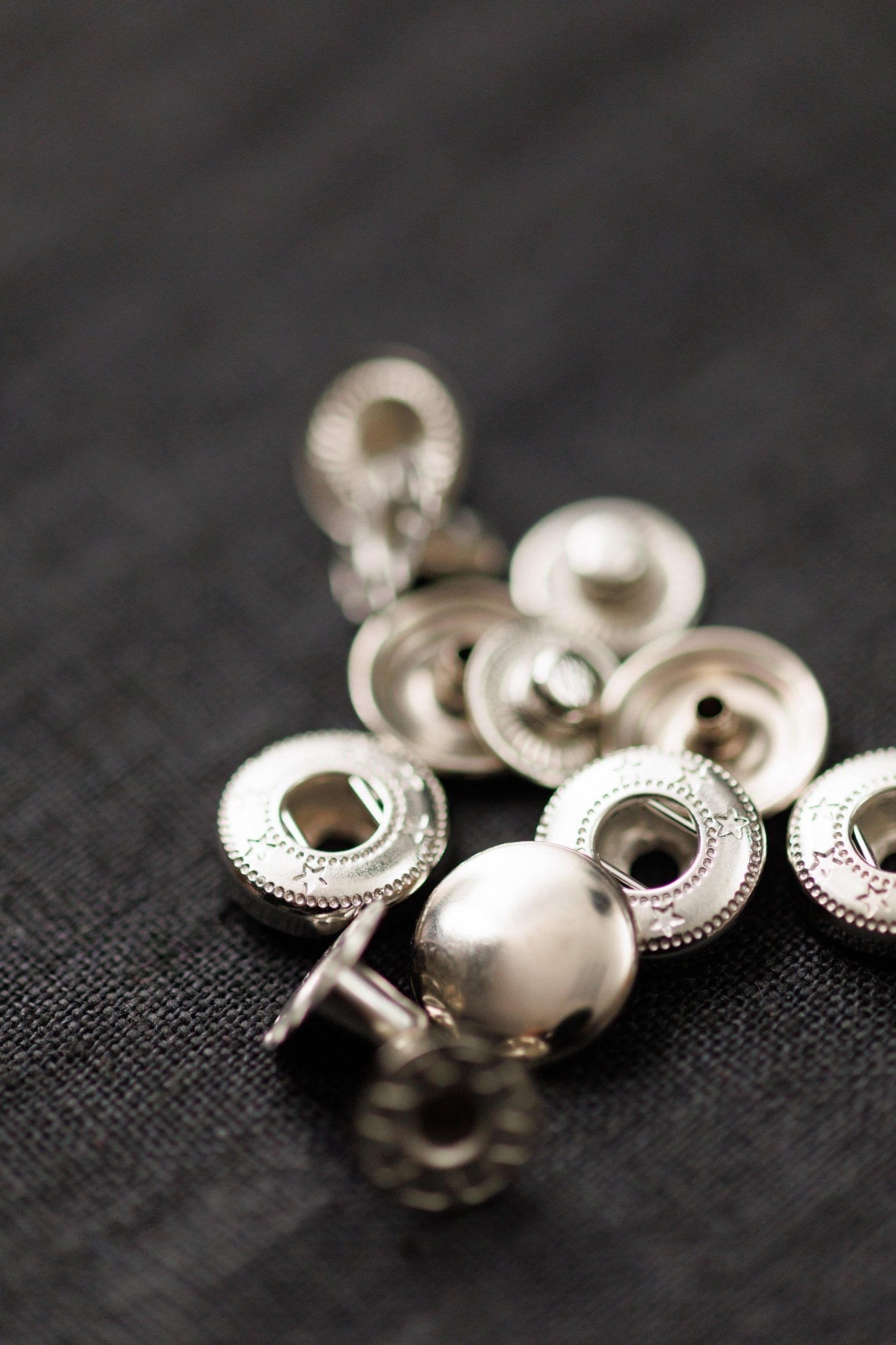 METAL SNAPS • Pack of 20 • Merchant & Mills – Pattern Scissors Frock